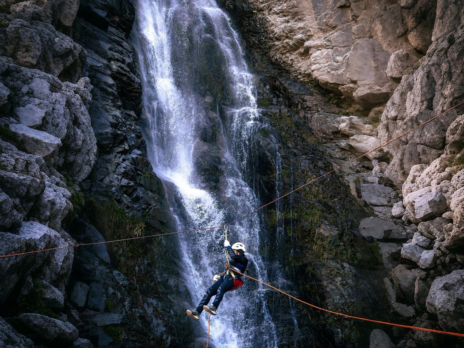 Turismo Aventura en Chile - Canyoning Chile