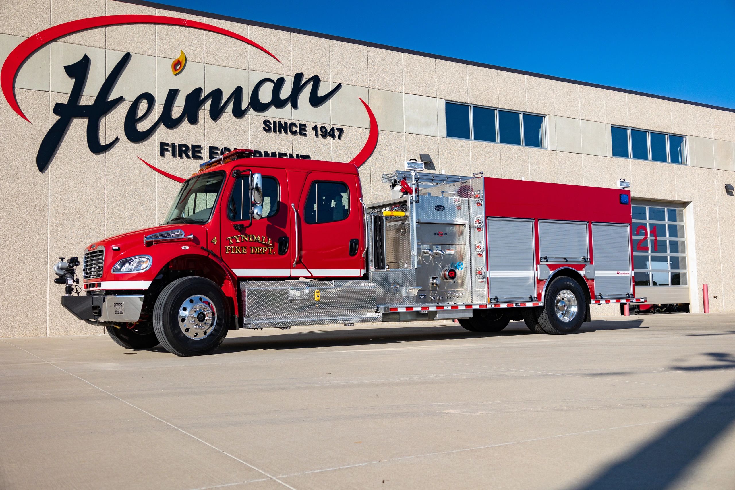 Tyndall, SD Fire Dept. - Rosenbauer Pumper