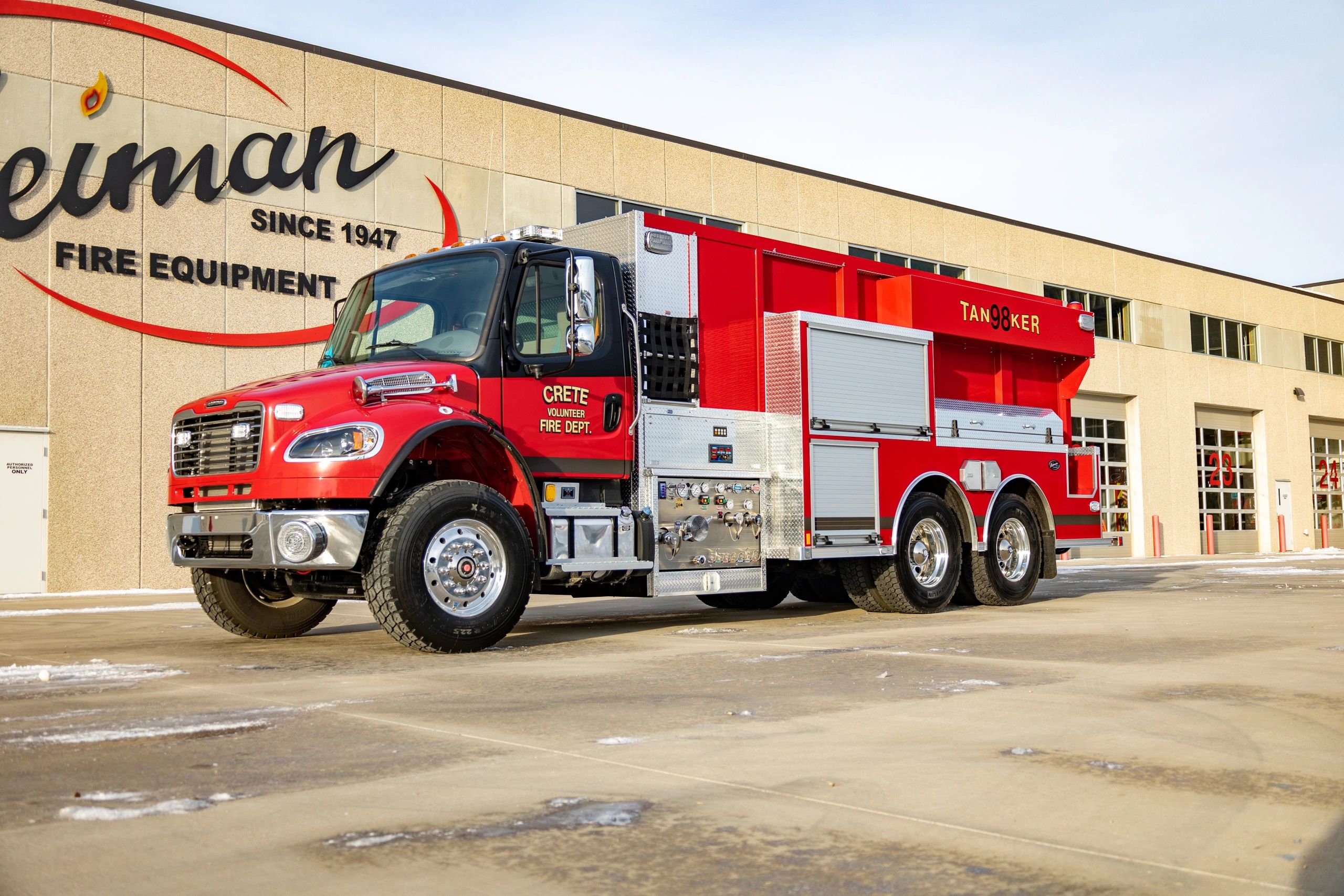 Crete, NE Vol. Fire Dept. - Heiman Fire WaterKing Tanker Crete, NE Vol. Fire Dept. - Heiman Fire WaterKing Tanker
