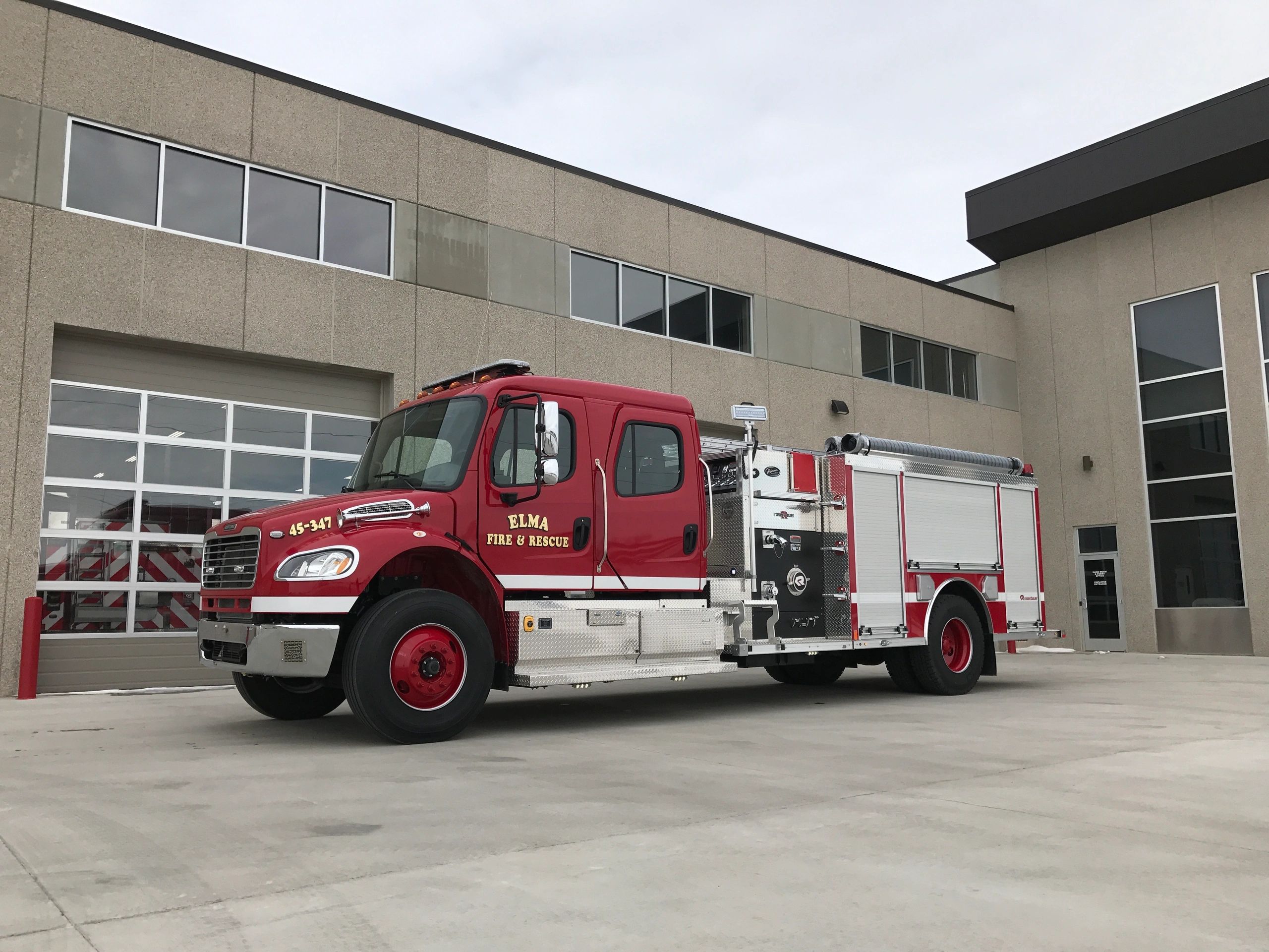 Elma, IA Fire Dept. - Rosenbauer Pumper