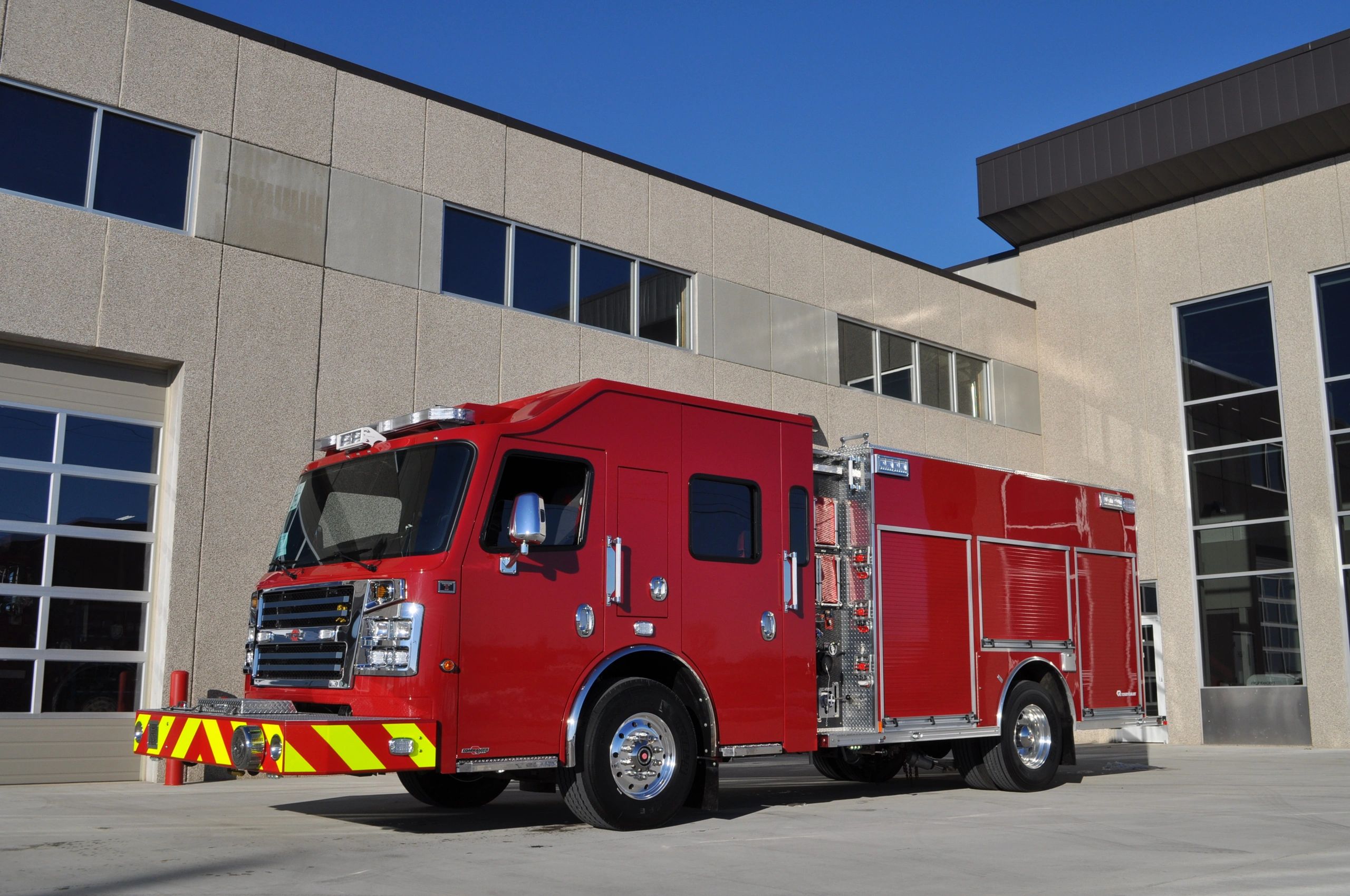 Mankato, MN Fire Dept. - Rosenbauer Pumper