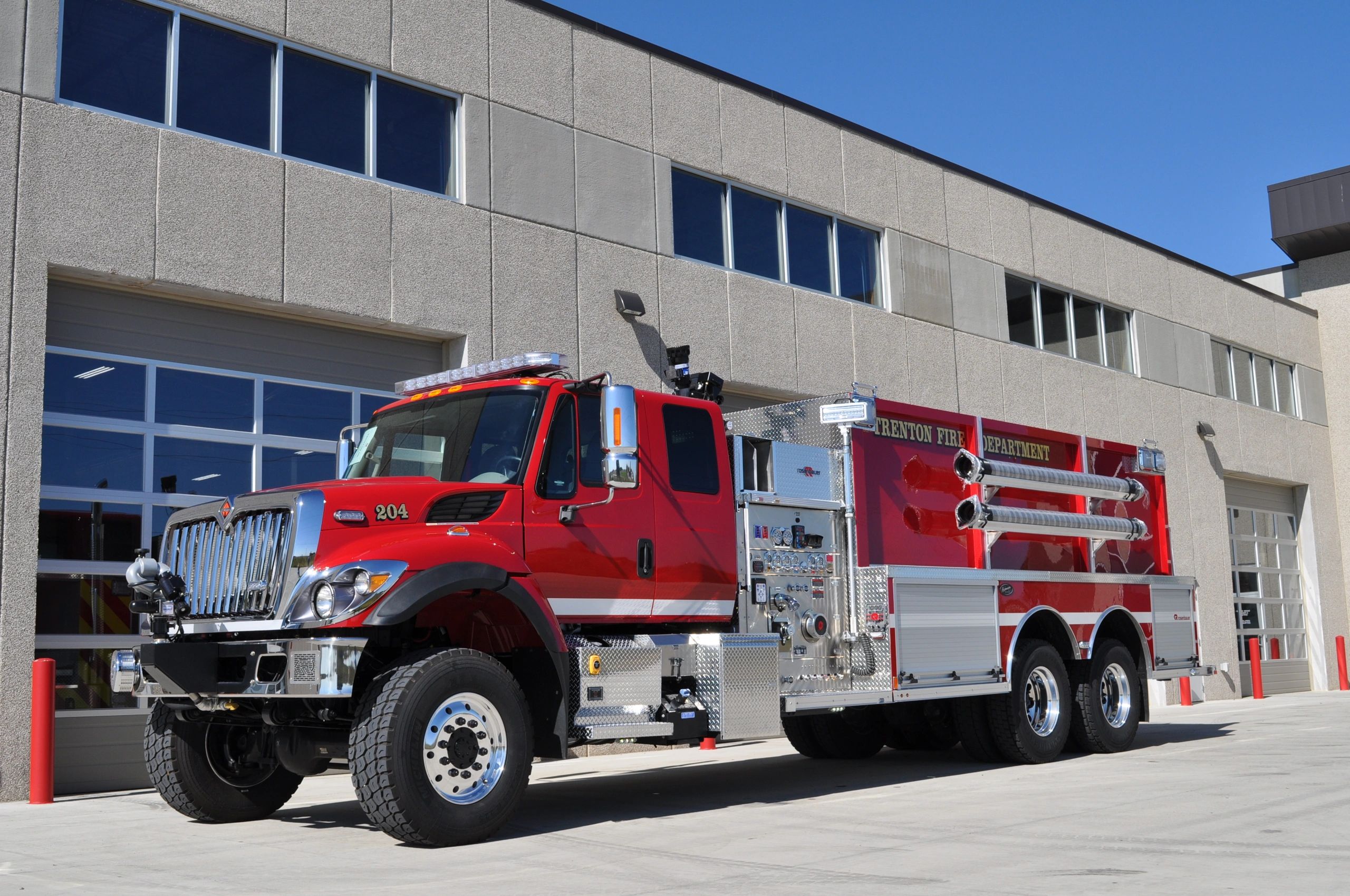 Trenton, ND Fire Dept. - Rosenbauer Pumper/Tanker