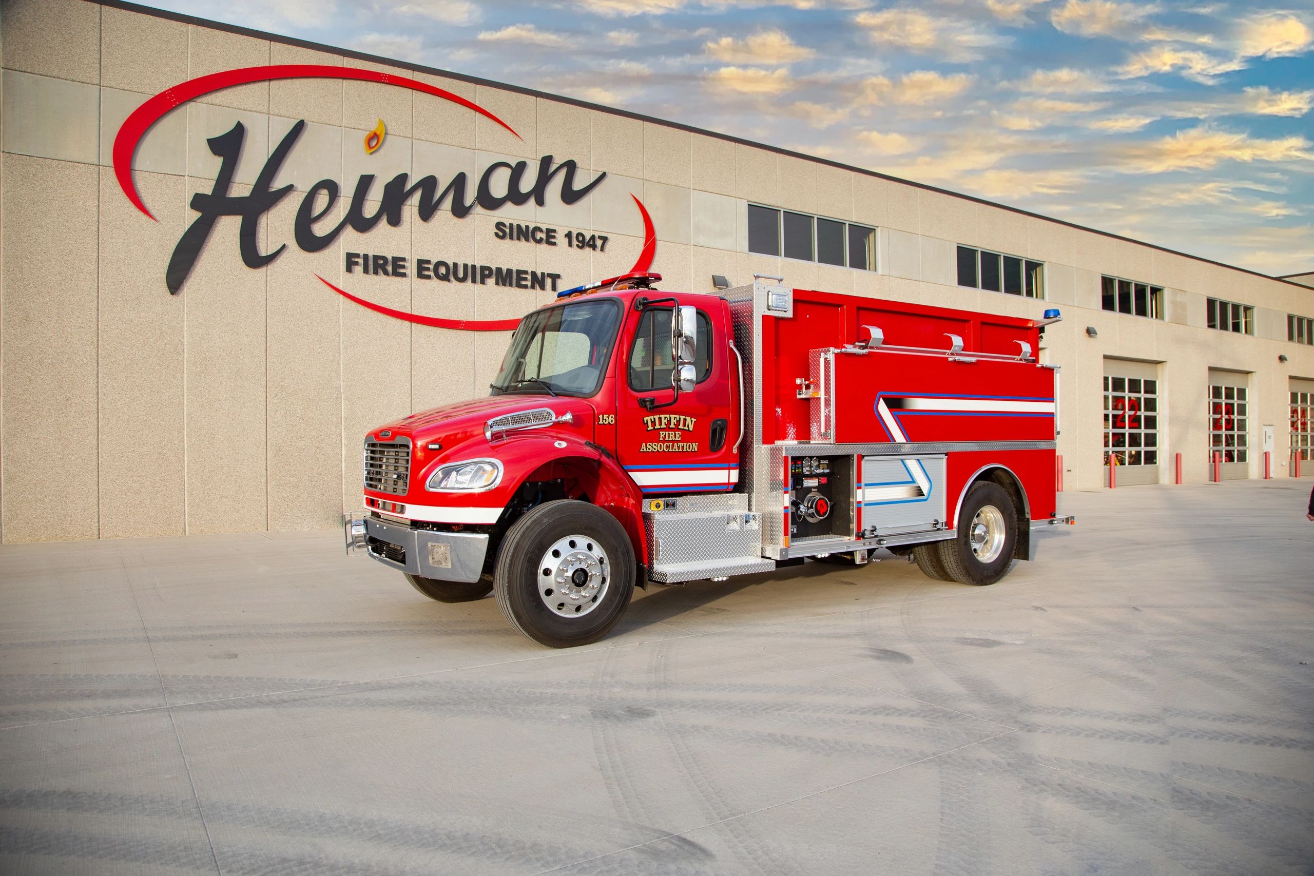 Tiffin, IA Fire Dept. - Rosenbauer Tanker