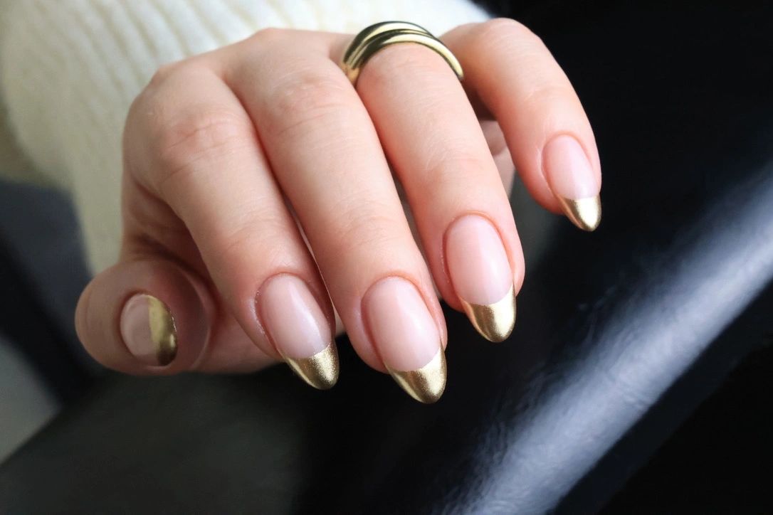 The Ultimate Guide to Choosing the Right Nail Shape for Your Hand