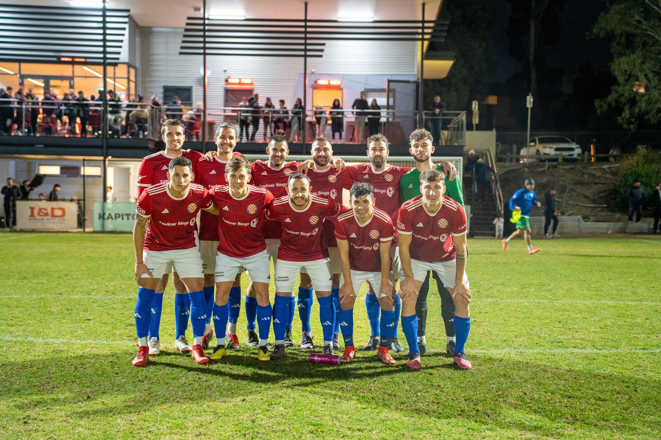 FC Strathmore Split