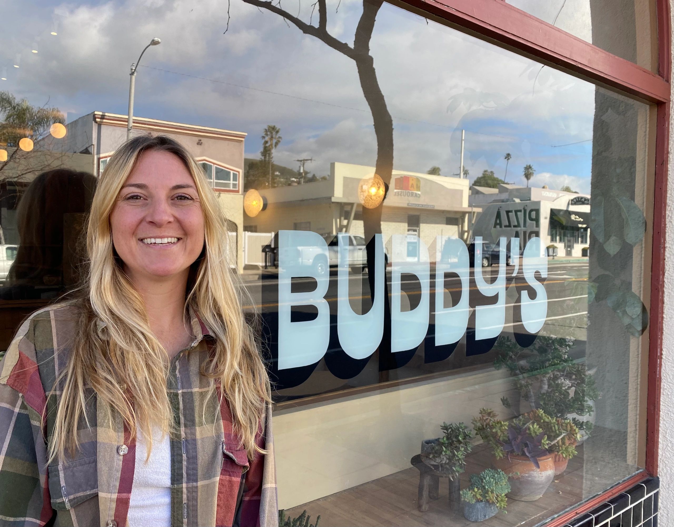 Buddy's Wine bar and retail shop debuts in midtown Ventura