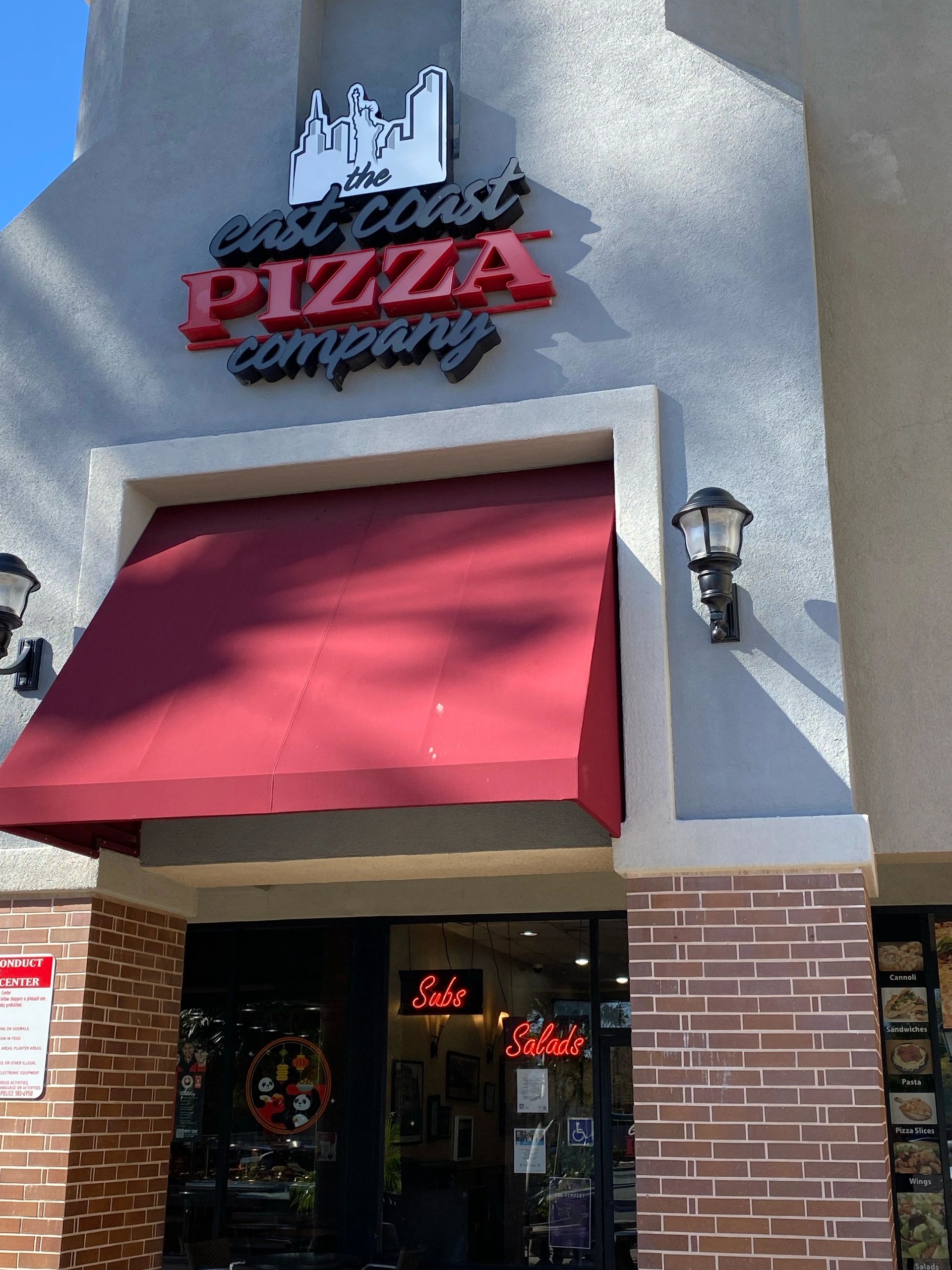Free pizza slices help mark Simi Valley restaurant's anniversary