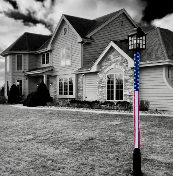 Decorate your driveway light post with Crafty Post