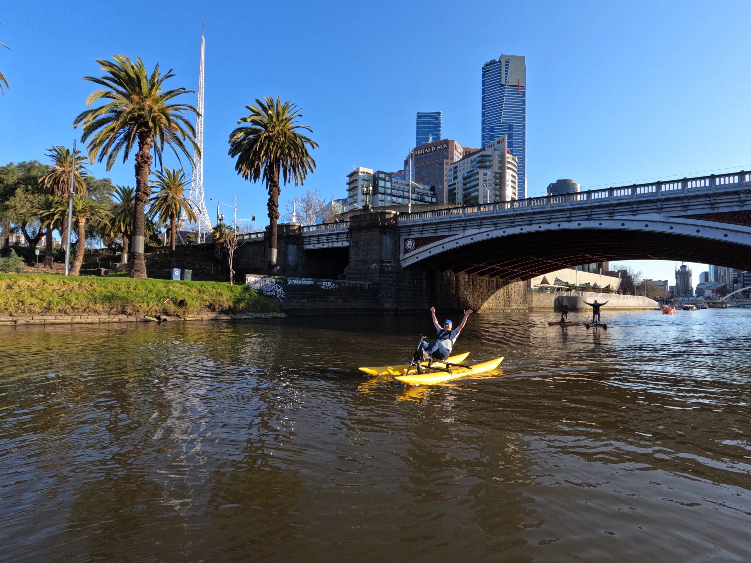 Discovering Melbourne's Iconic Landmarks - a Yarra River Tour