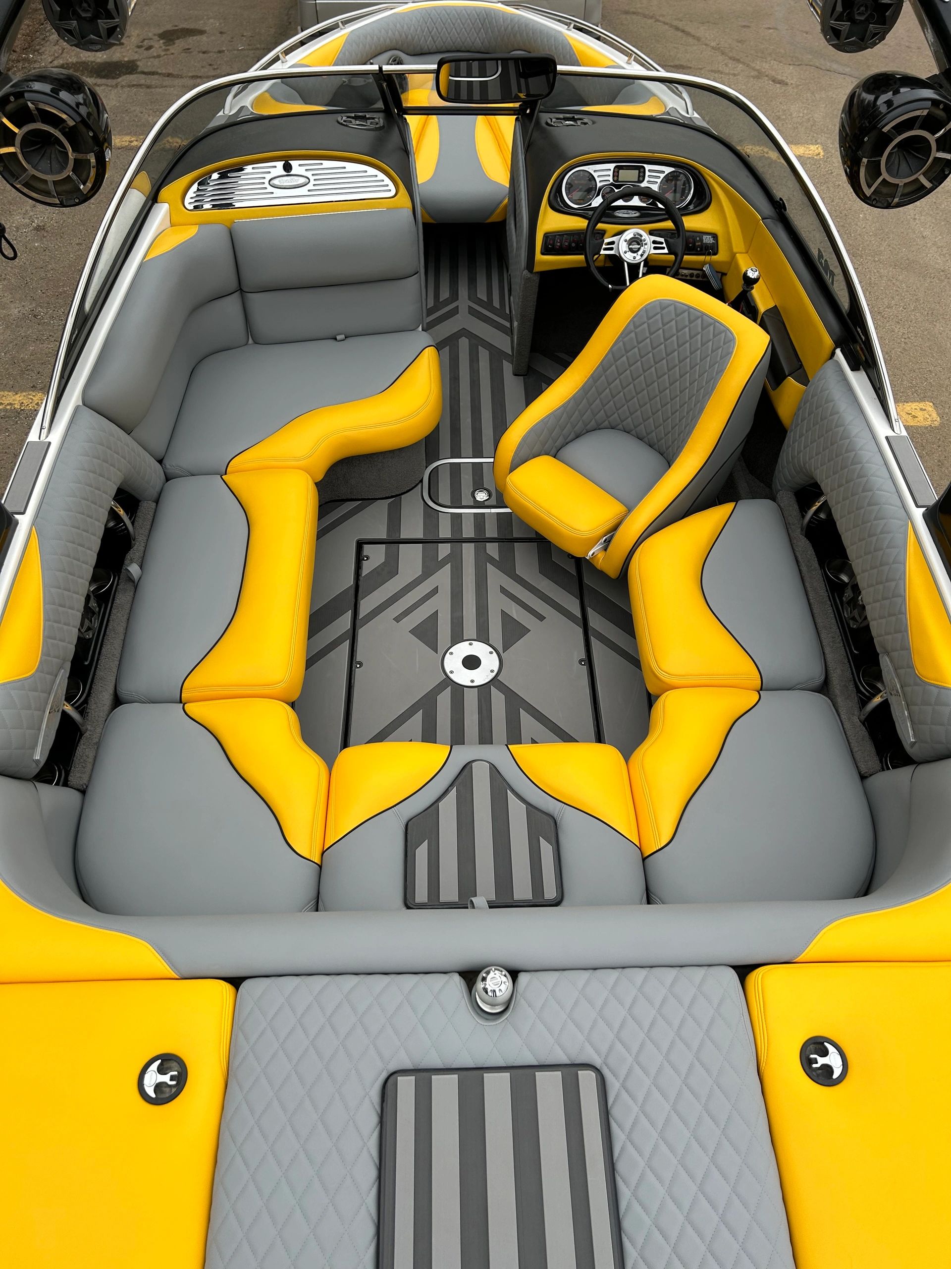 Canadian Custom Covers