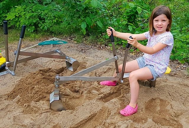 SandboxDigger.net - Ride on Sand Digger Backhoe - Rogers, Minnesota