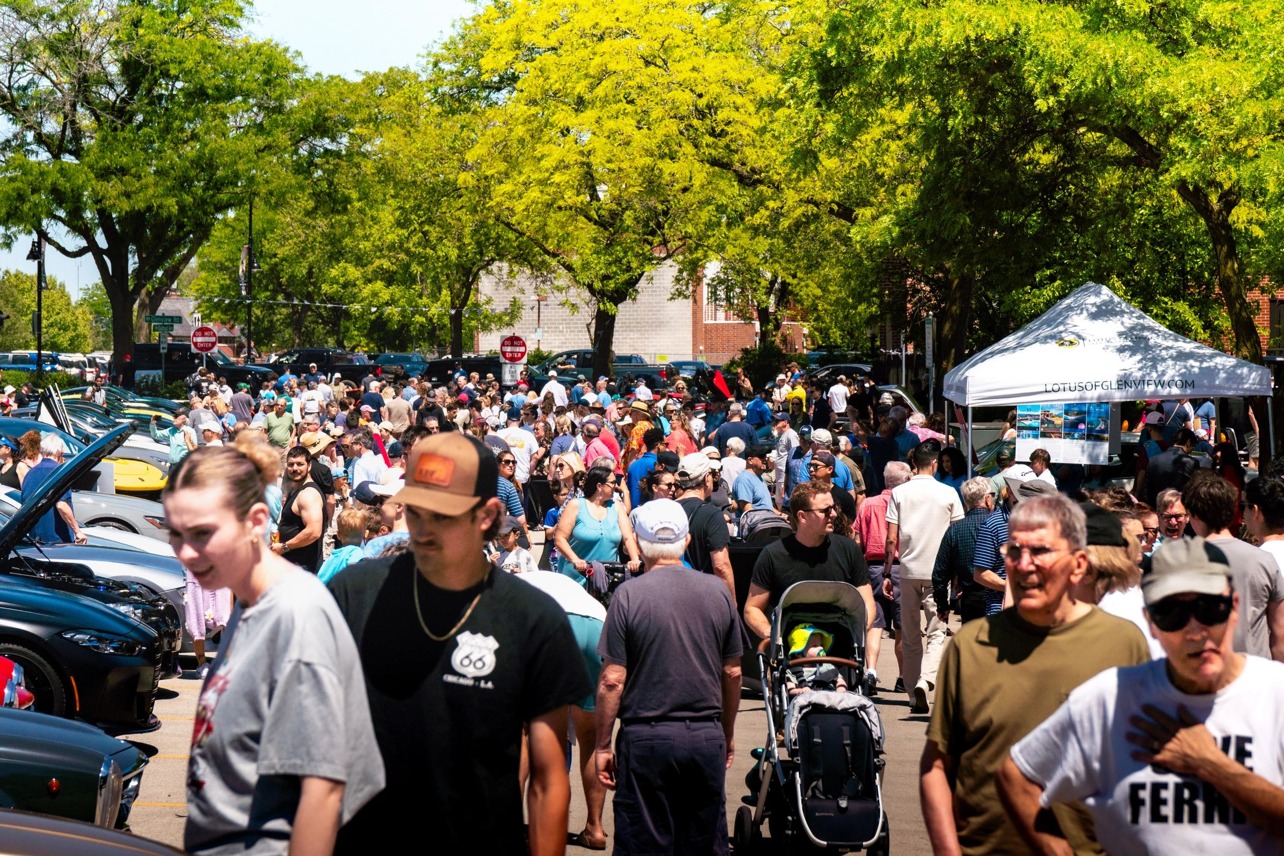 THE MAGIC OF THE GLI CAR SHOW THROUGH THE LENS OF GRIGORI