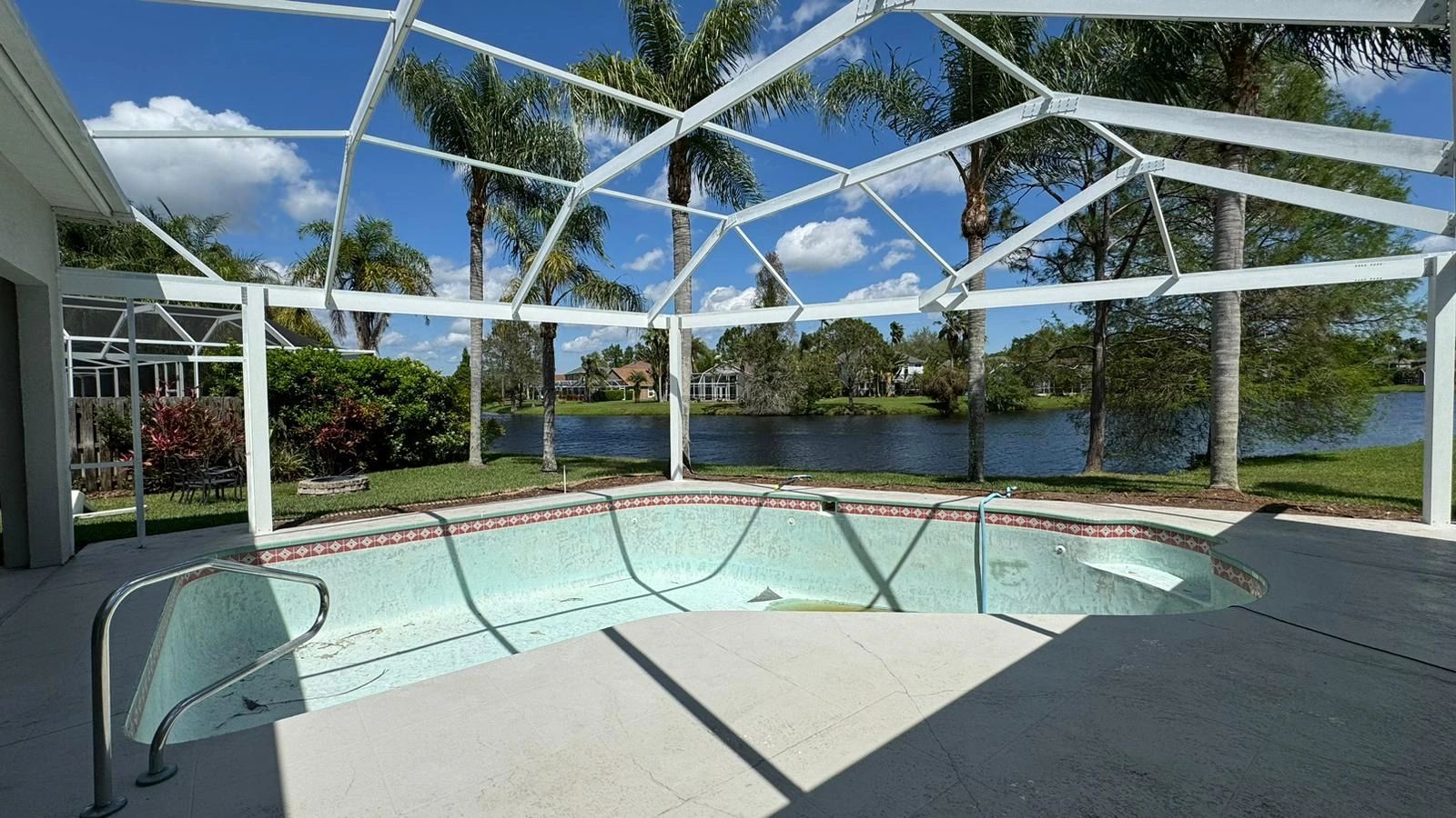 What is the best Pool Enclosure Painting company in Florida?