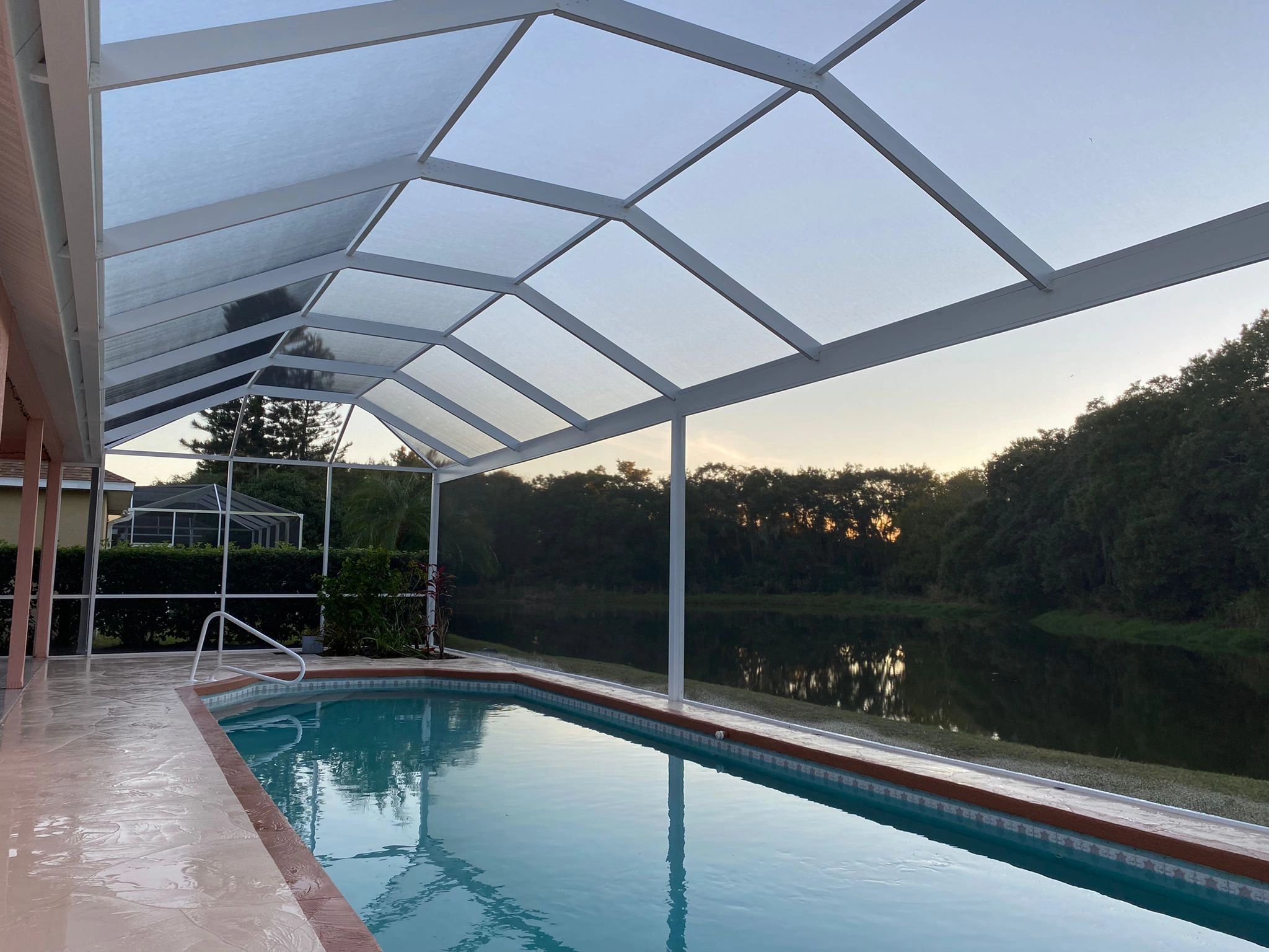 How much does the pool cage painting cost?