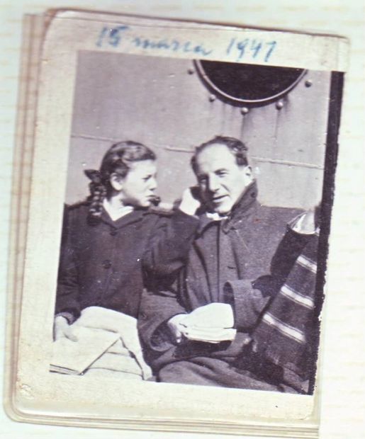 Janet Singer Applefield - Home