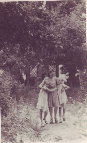 Janet Singer Applefield - Home