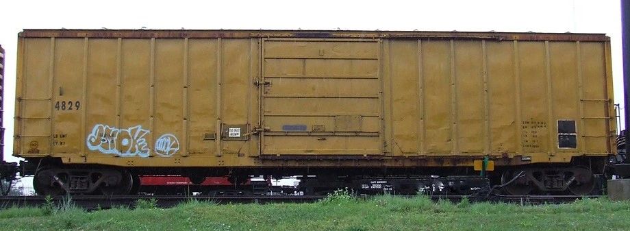 (1) 1975 XP RAILROAD RAIL CAR BOXCAR NON INSULATED FOR LEASE ONLY
