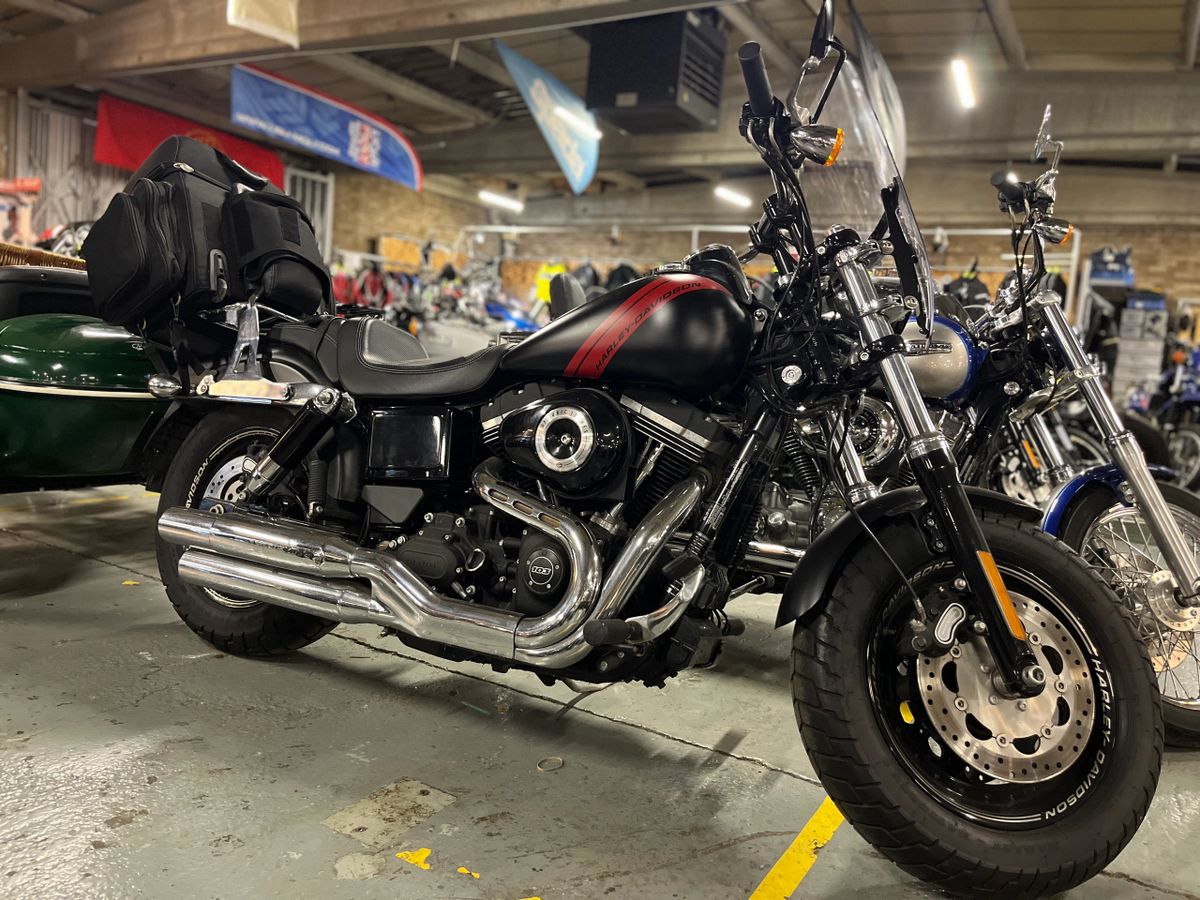 Harley Davidson Dyna Fat Bob FXDF 103 1690