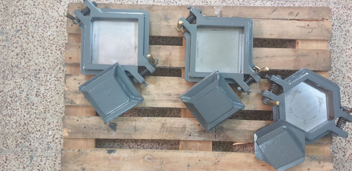 TILE STEEL MOLD