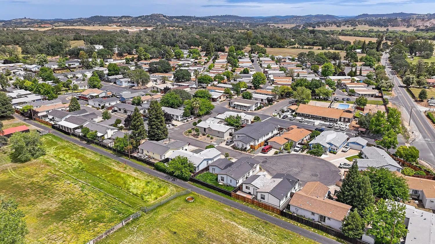 The Oaks Community Association