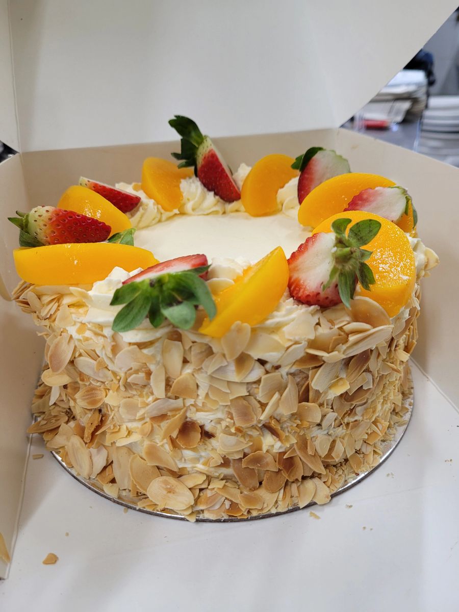 Continental sponge cake