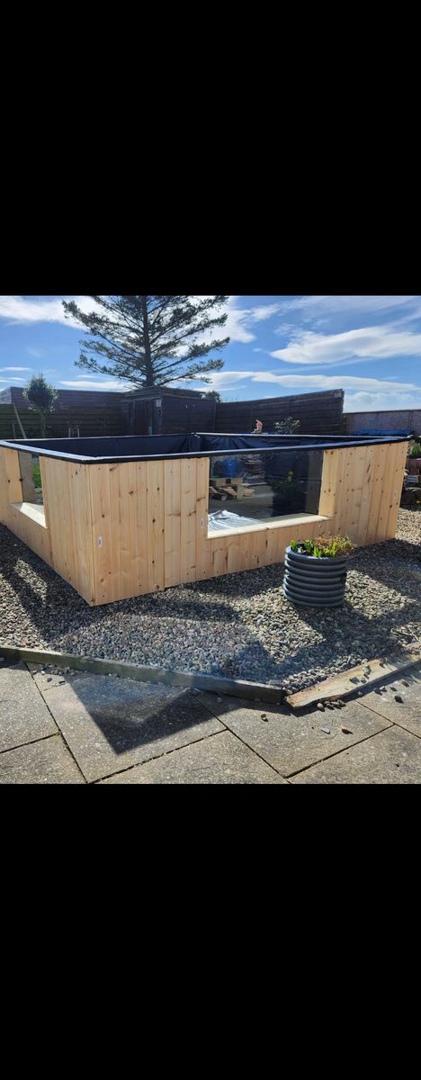 3m x 3m x 1m pond with 2 viewing windows