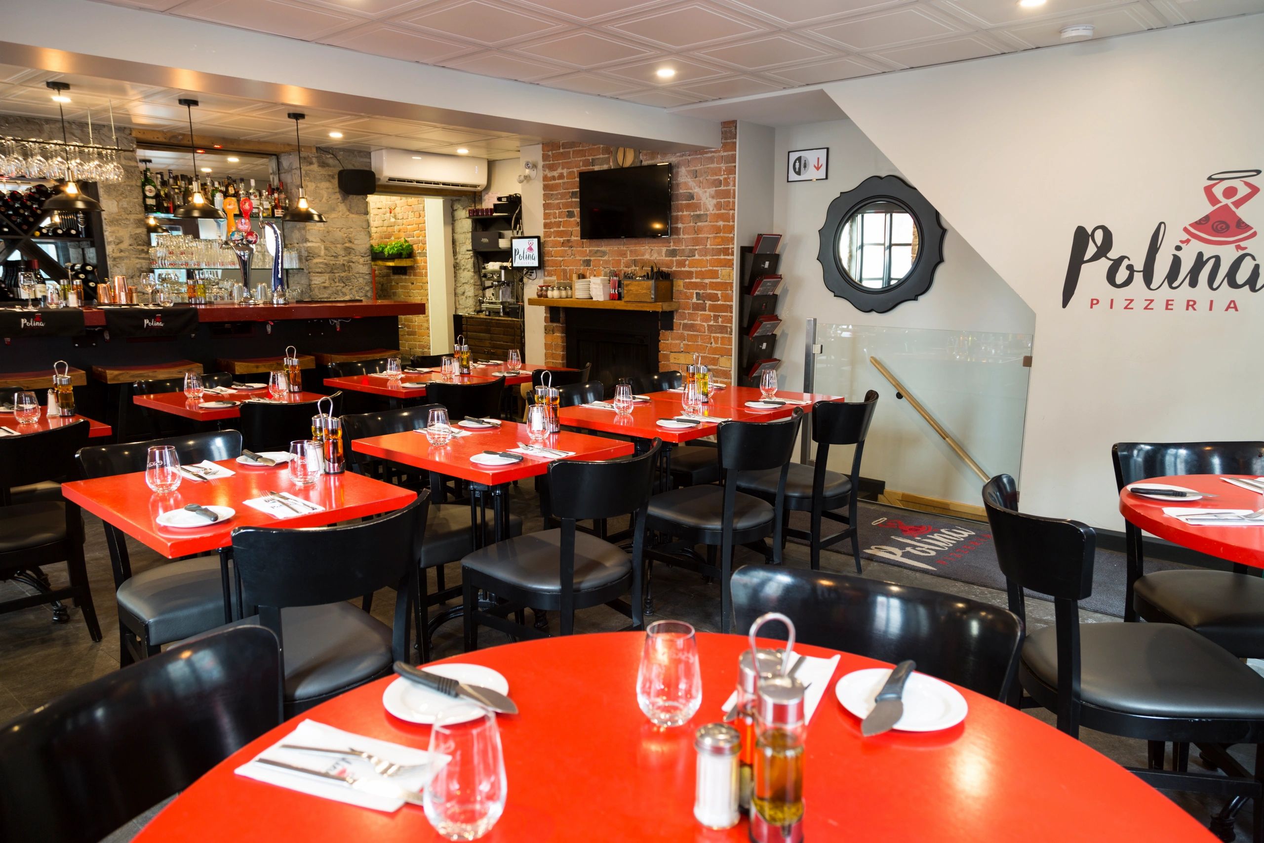 Polina Pizzeria - Bistro italien chaleureux situé au cœur du Vieux-Québec