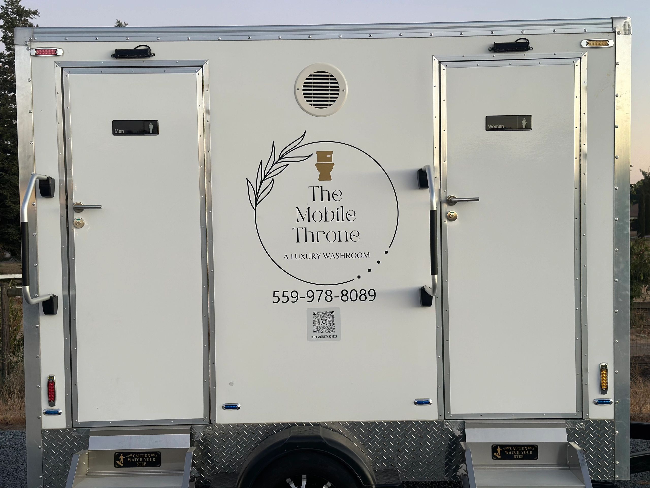 Mobile Throne