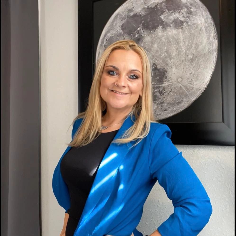 Sacred Moon Massage, LLC