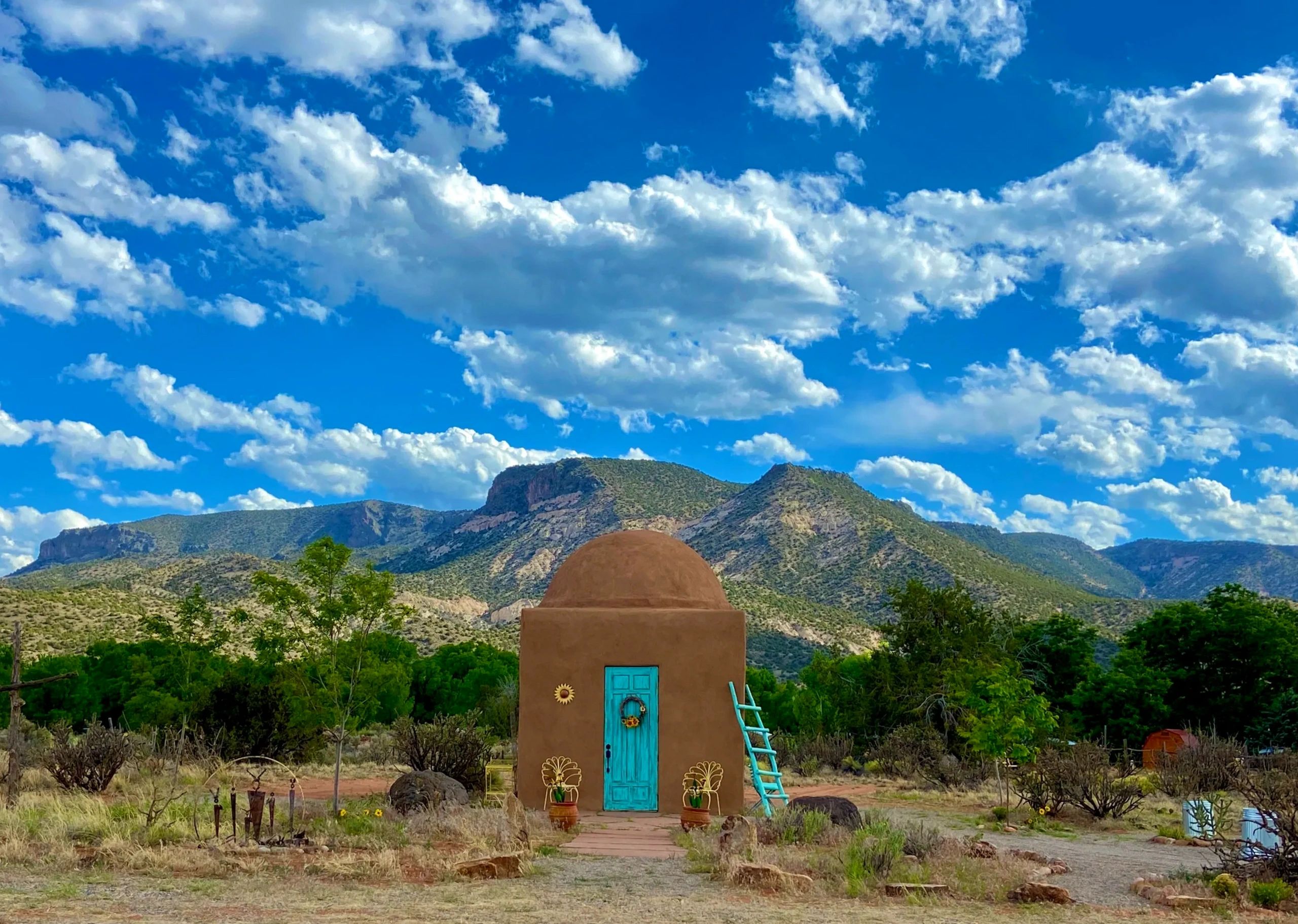 Art Gallery, Art, Local Artists - Abiquiú Dome - Abiquiu, New Mexico