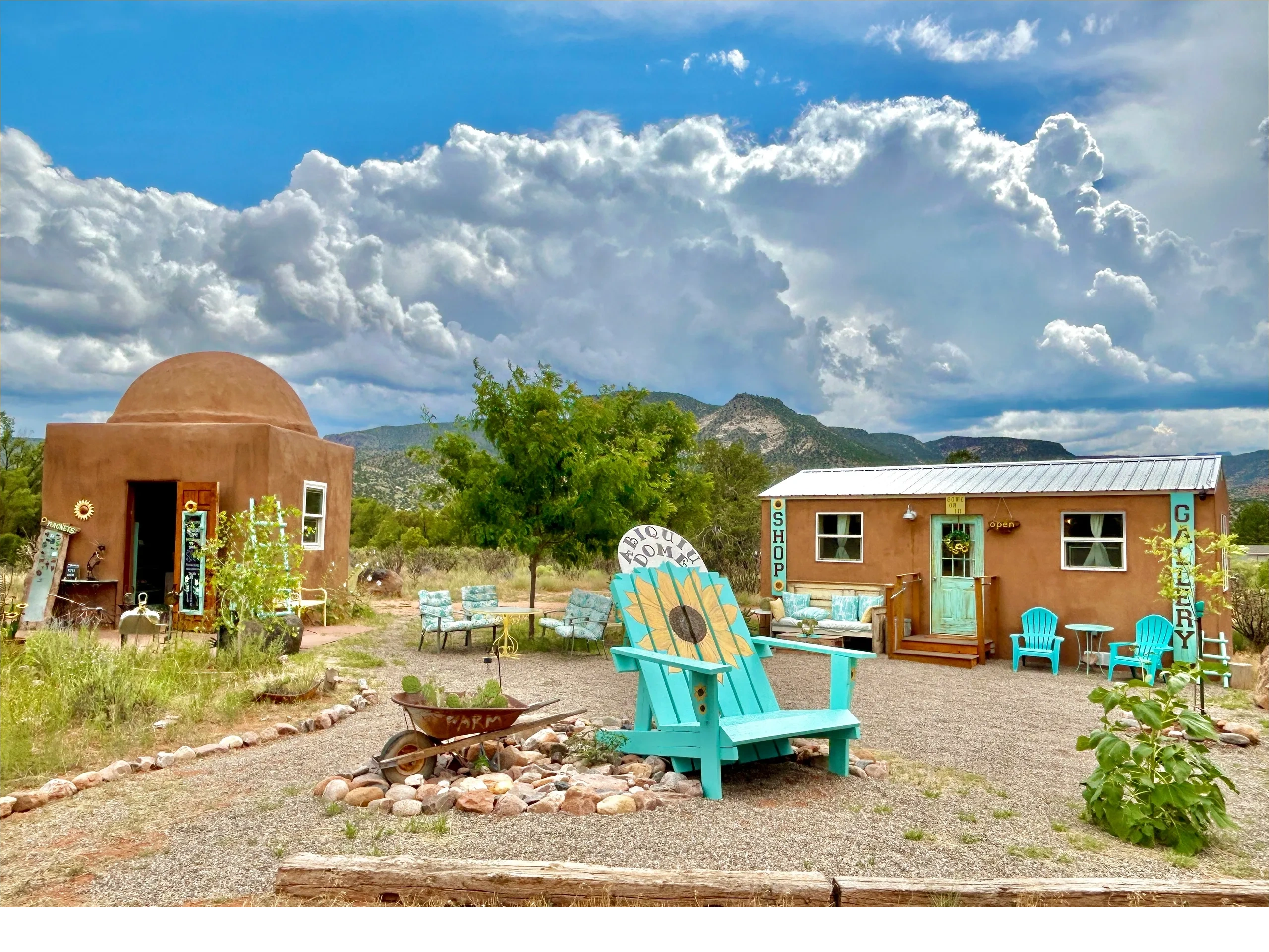 Art Gallery, Art, Local Artists - Abiquiú Dome - Abiquiu, New Mexico