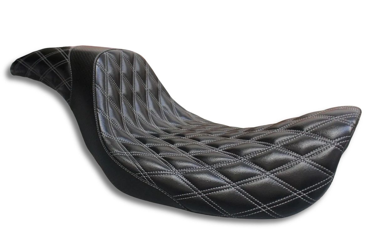 DYNA FASTBACK: Double Diamond Tuck Standard Vinyl/Semi-Perforated Vinyl