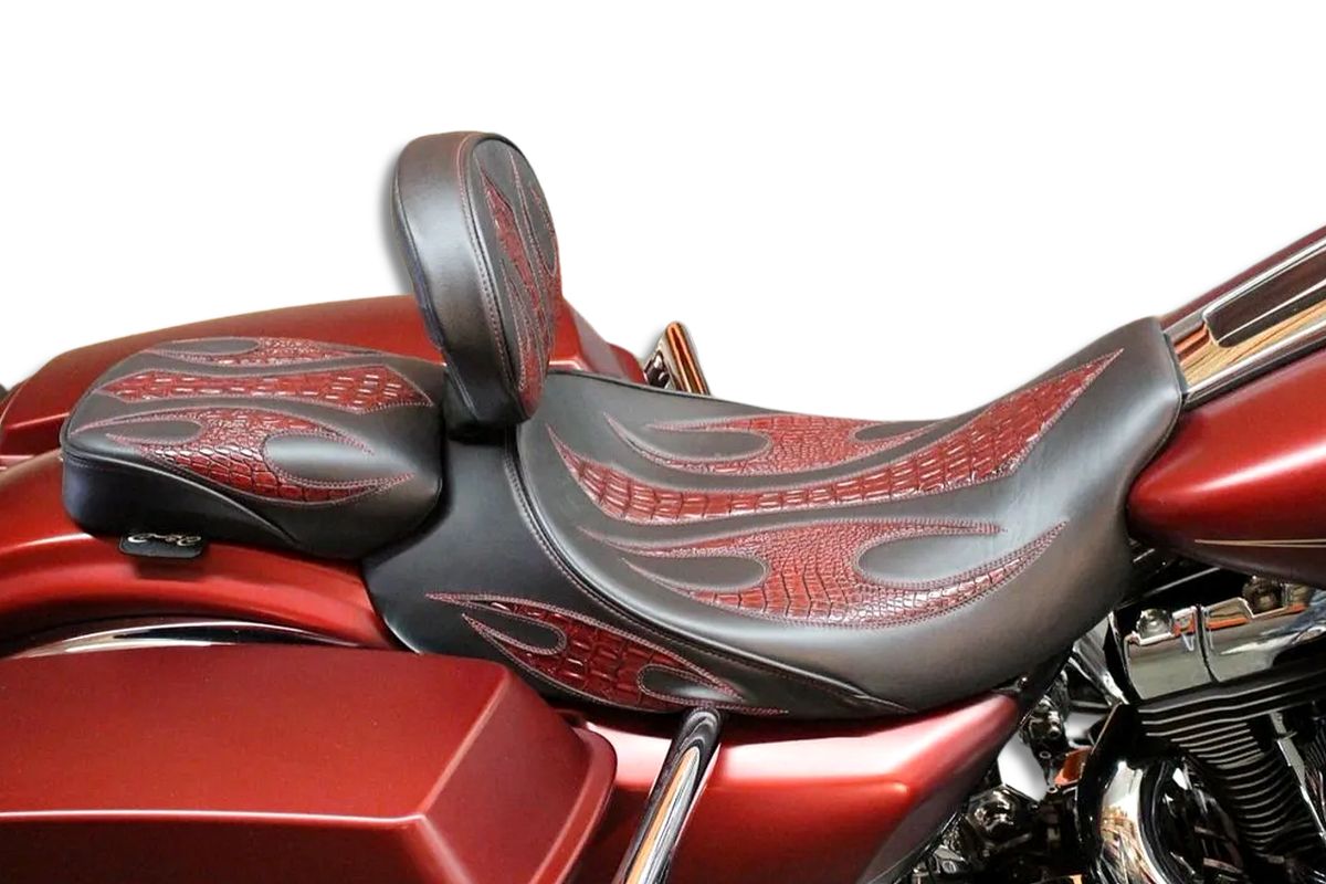 BAGGER/TOURING: SOLO SEATS Tribal 3 Gator Vinyl Inlay