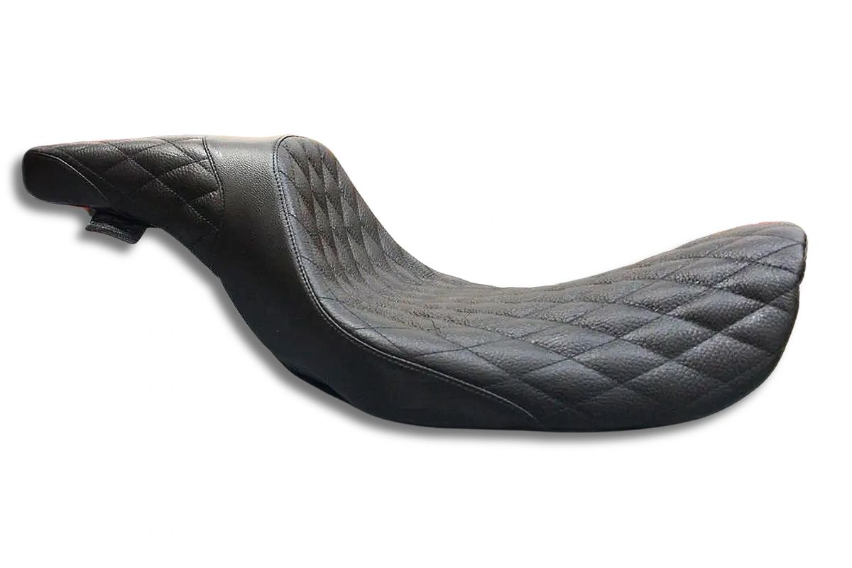 DYNA SQUAREBACK: Single Diamond Tuck Standard Vinyl