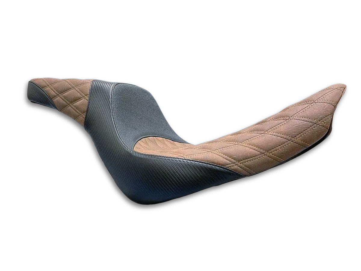 SOFTAIL SQUAREBACK: Wall Double Diamond Tuck Bomber Brown Vinyl