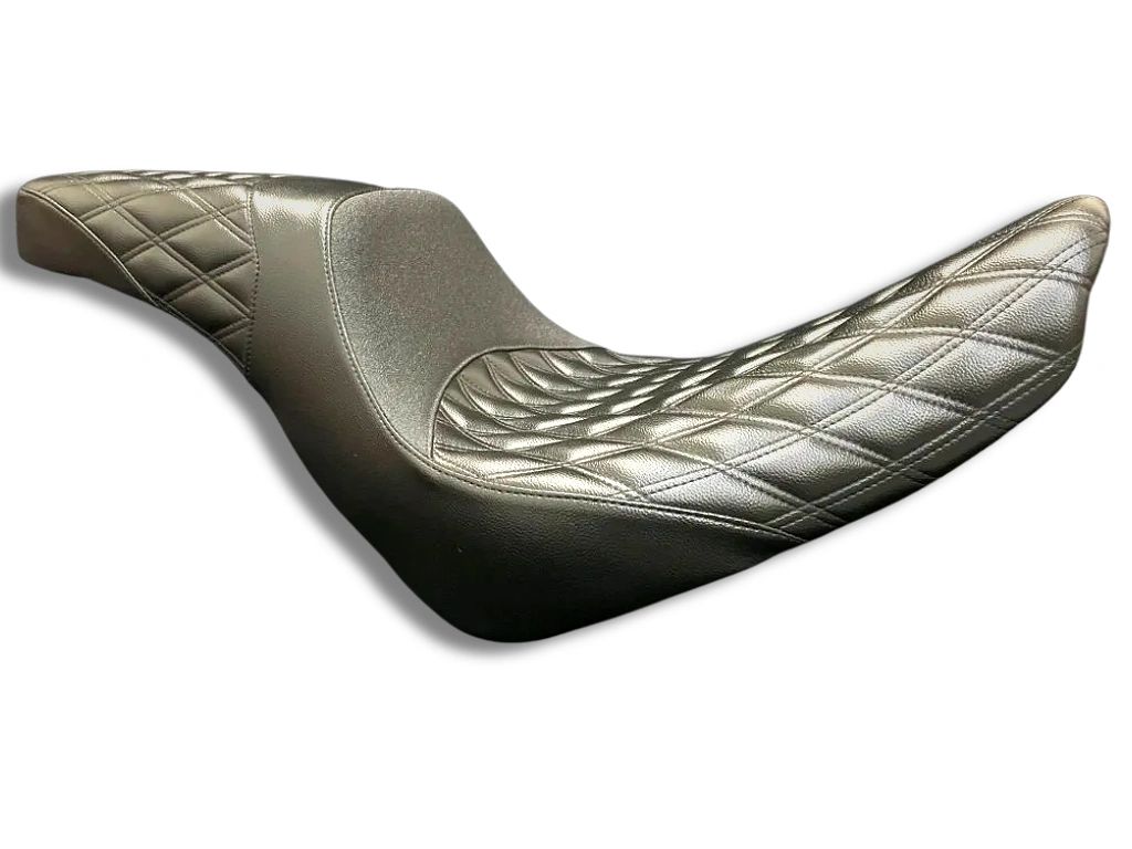 SOFTAIL SQUAREBACK: WALL Double Diamond Tuck Standard Vinyl