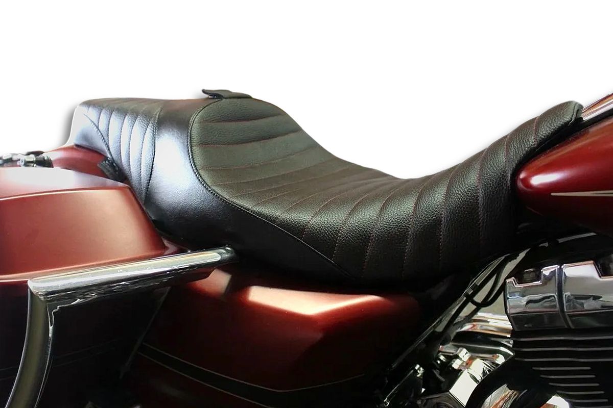 BAGGER/TOURING: SQUAREBACK/FASTBACK Tuck & Roll Design Standard Vinyl