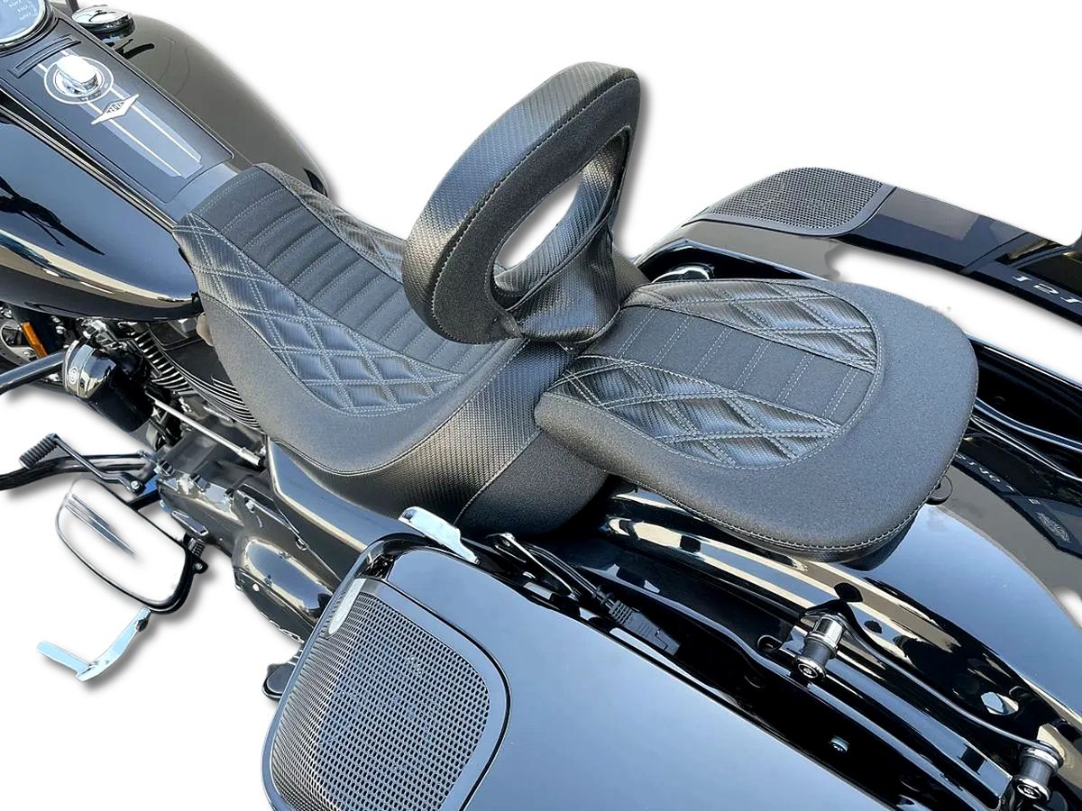BAGGER/TOURING: SOLO SEATS CVO 3D Double Diamond Tuck Double Tuck&Roll ...