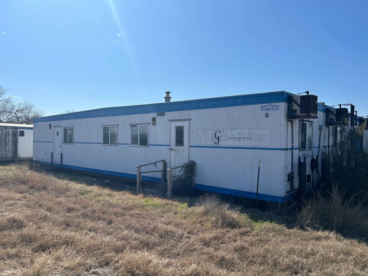 Frameless Skid Trailer (12 Bedroom Man Camp)
