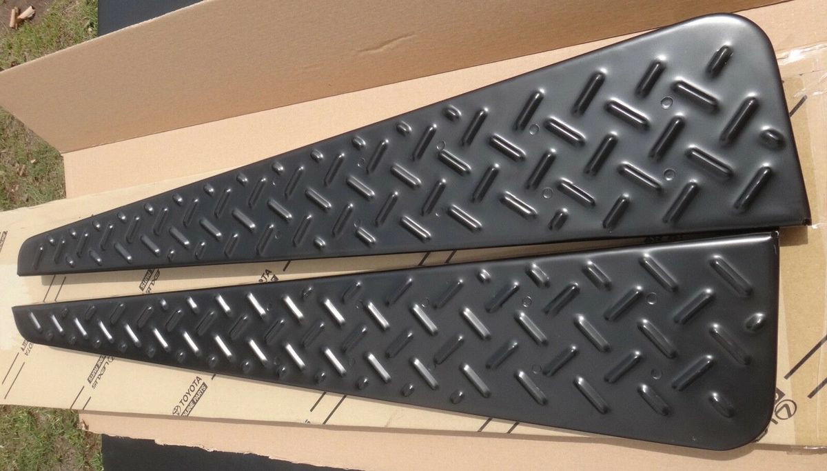 Genuine Toyota Landcruiser FJ40,FJ45,HJ45,BJ40.1971-1978.Side Step Set.