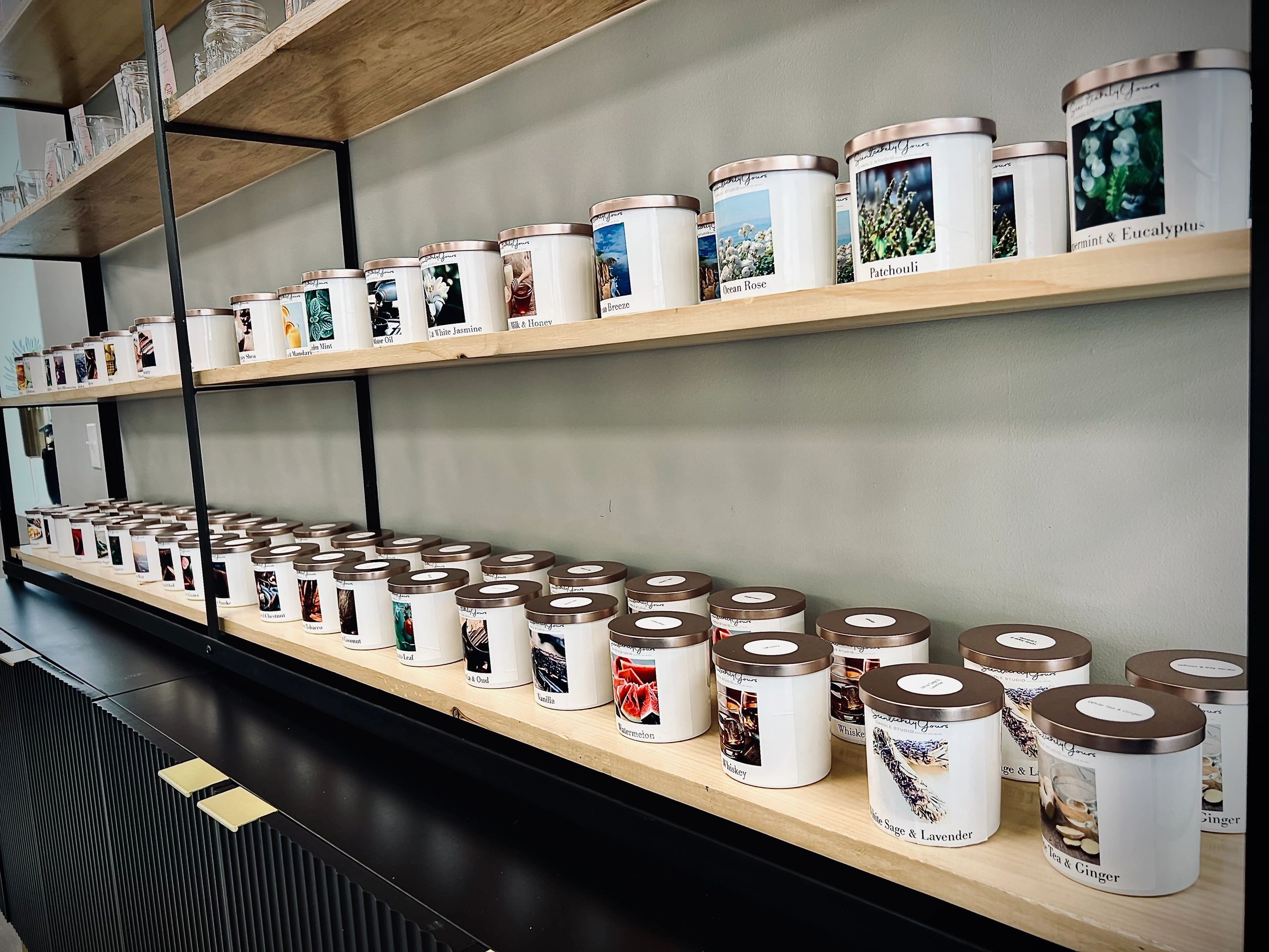 Scentcerely Yours Candle Studio