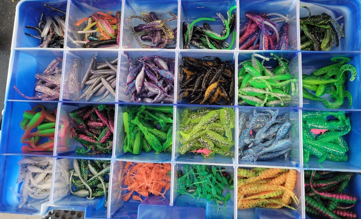 Mega crappie Box