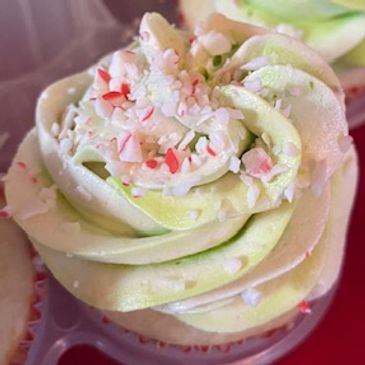 Delicious Cakes and Cupcakes at Sweet Bliss Bakery