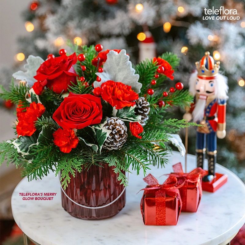 Merry Glow Bouquet