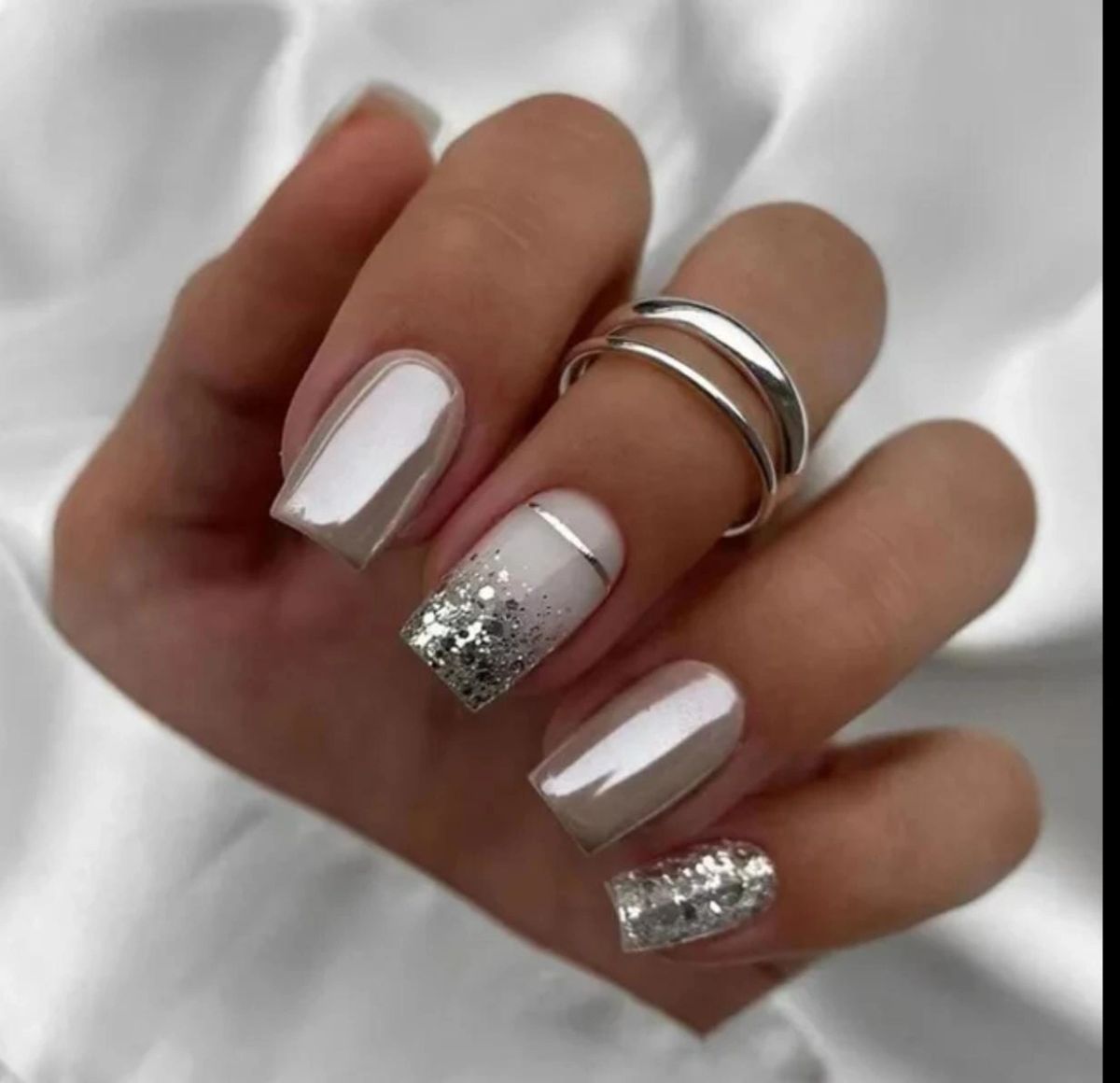Set Uñas Acrílicas Press On Silver 24 uni Pegatina Manicure