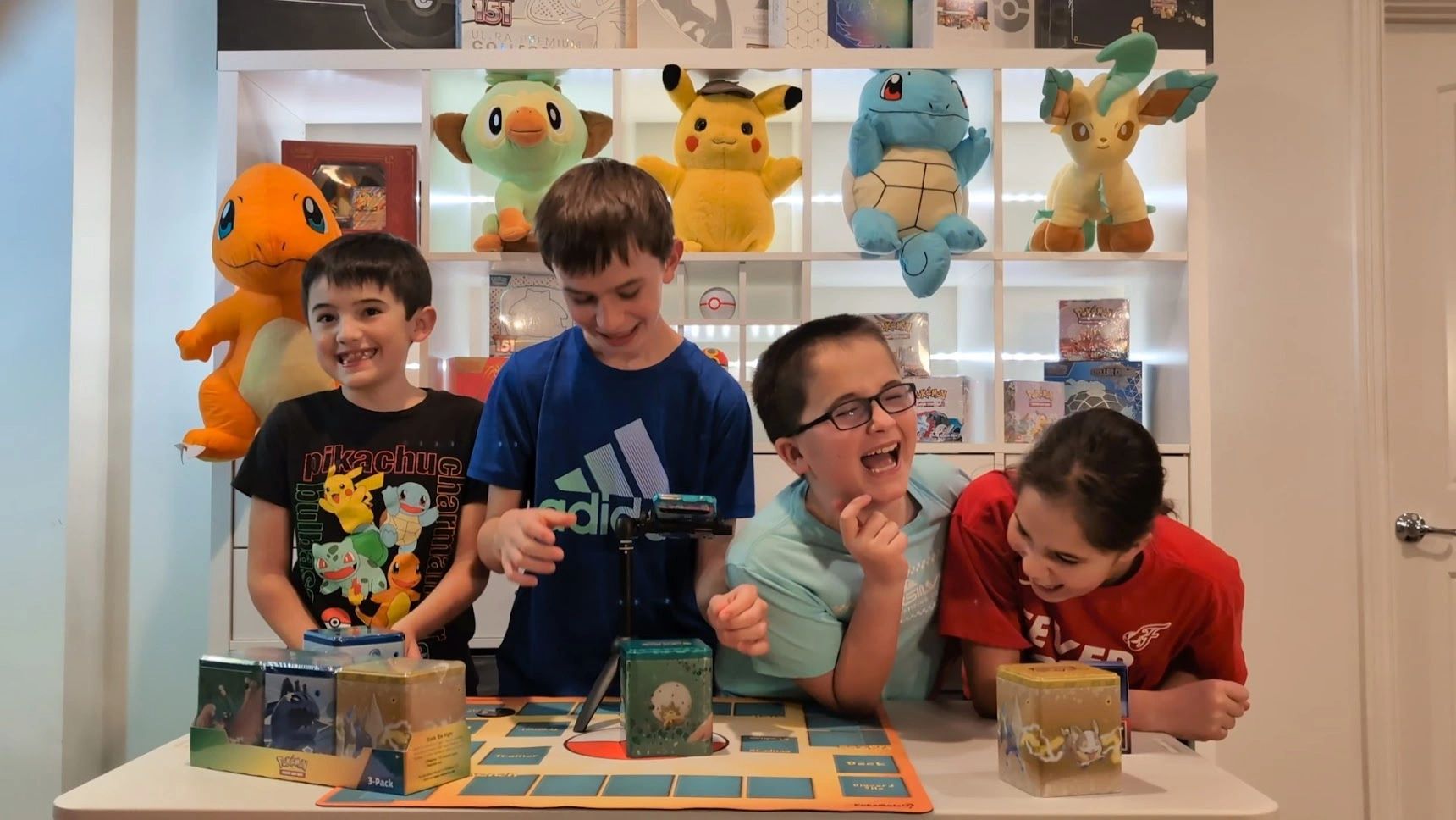 Poké Kids Give