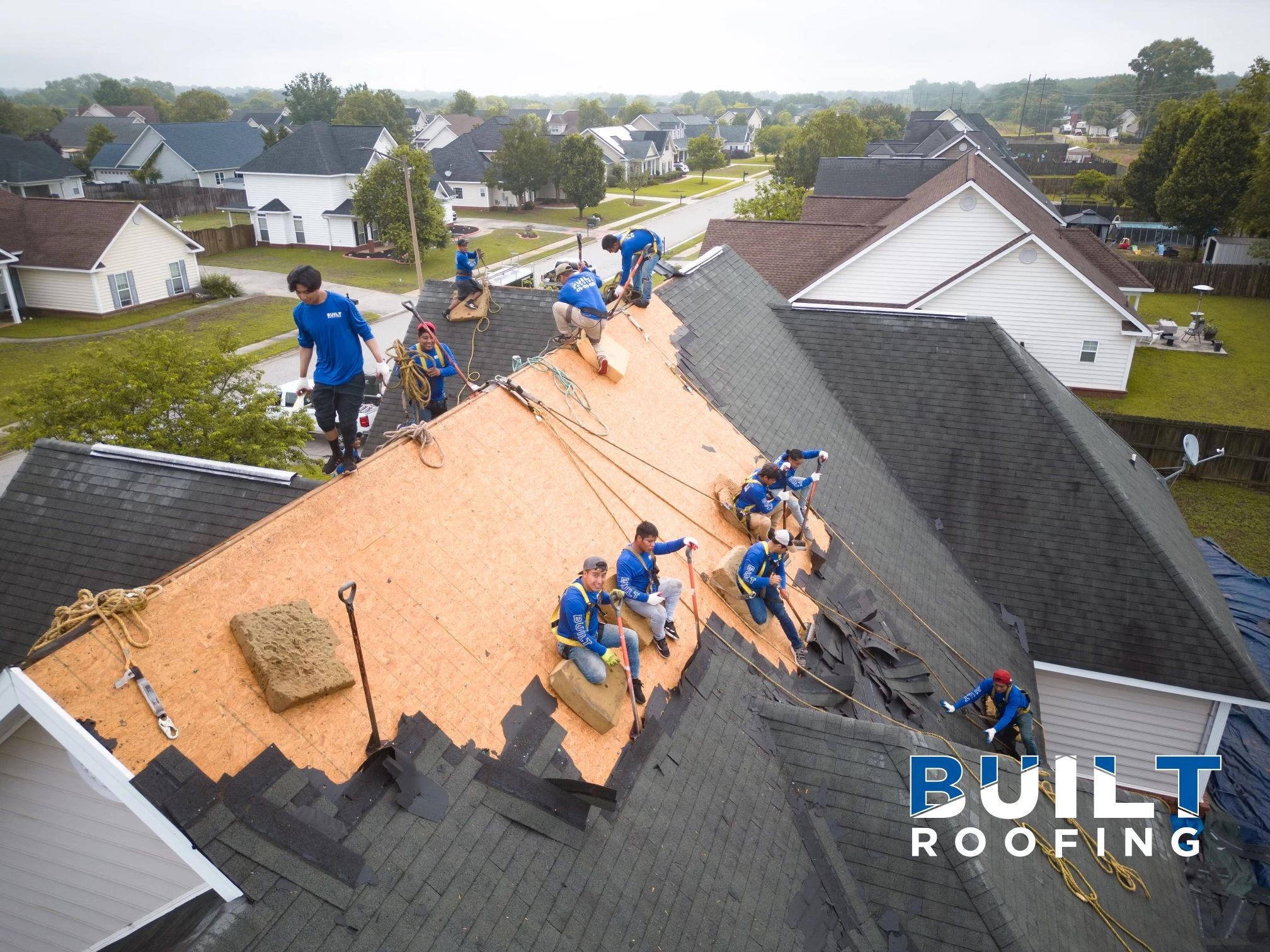 HOME [builtroofingllc.com]