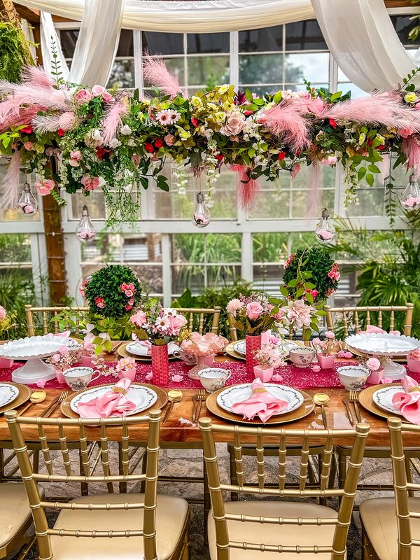 Greenhouse Lunch - MOSER MANOR FARMS