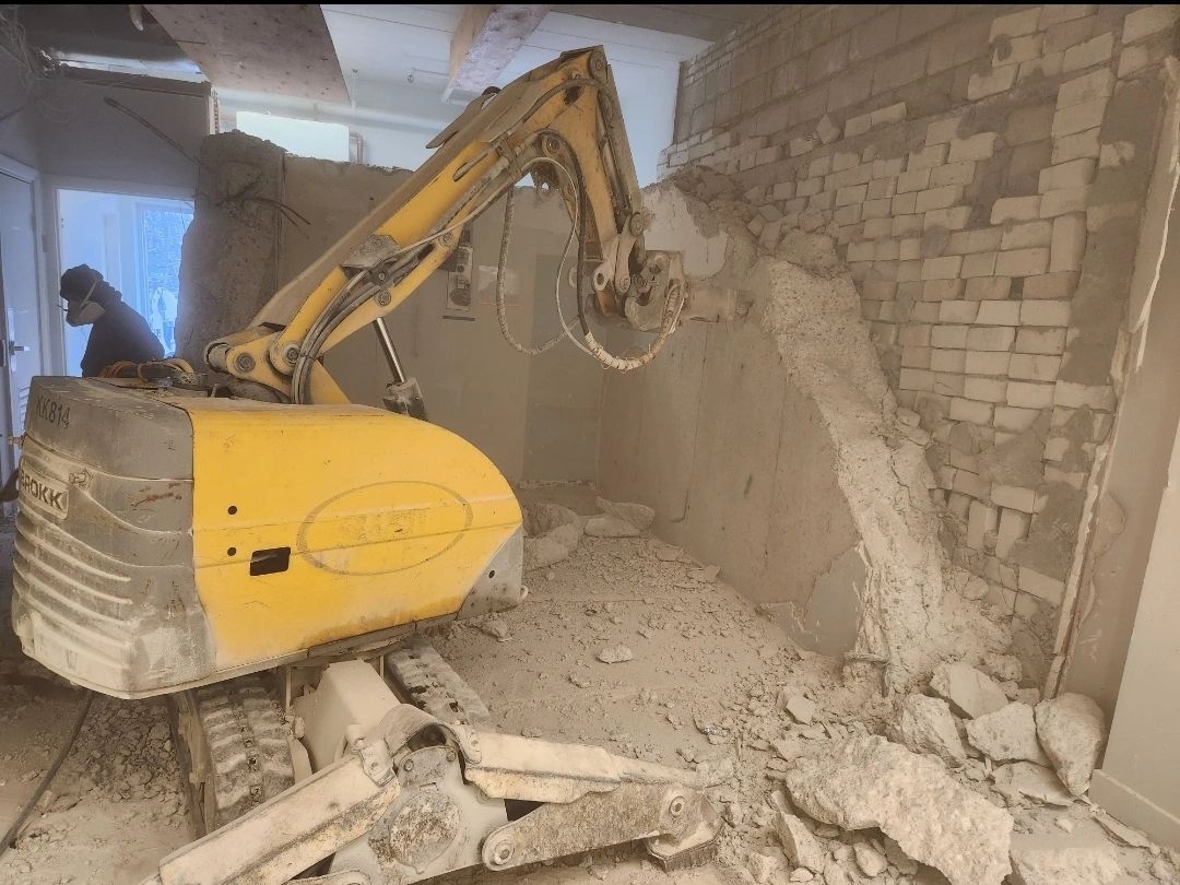 Expert Bank Vault Demolition Services | Safe Removal