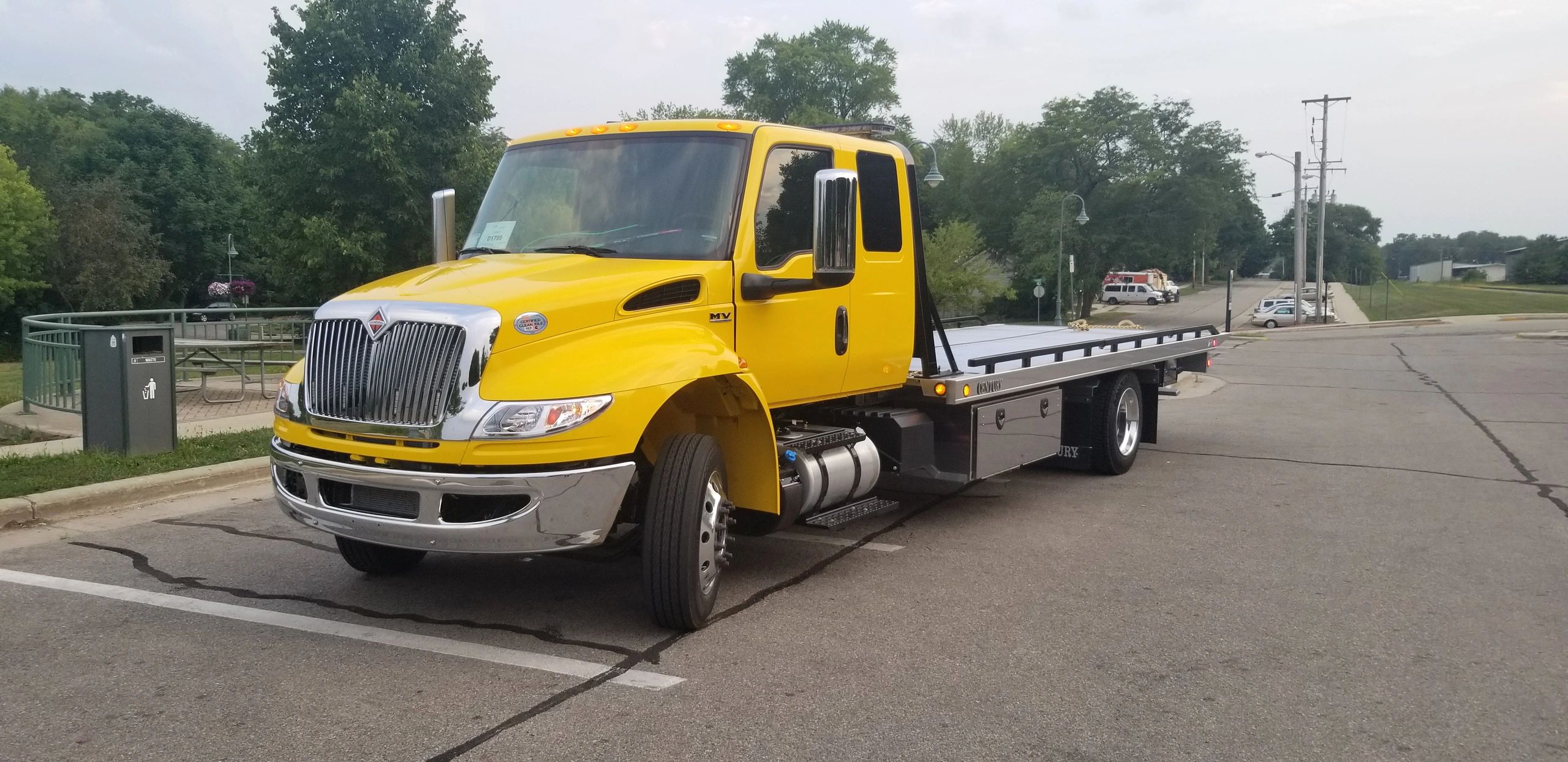 Affordable Towing Pros - 24 Hour Towing Services